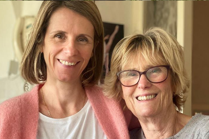 Sibstar cards can empower individuals with dementia | Mastercard Newsroom